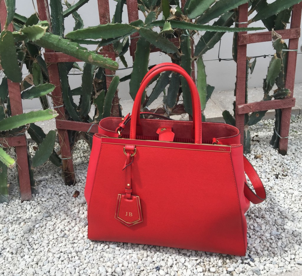 Splash of Red - Miami Style Mom
